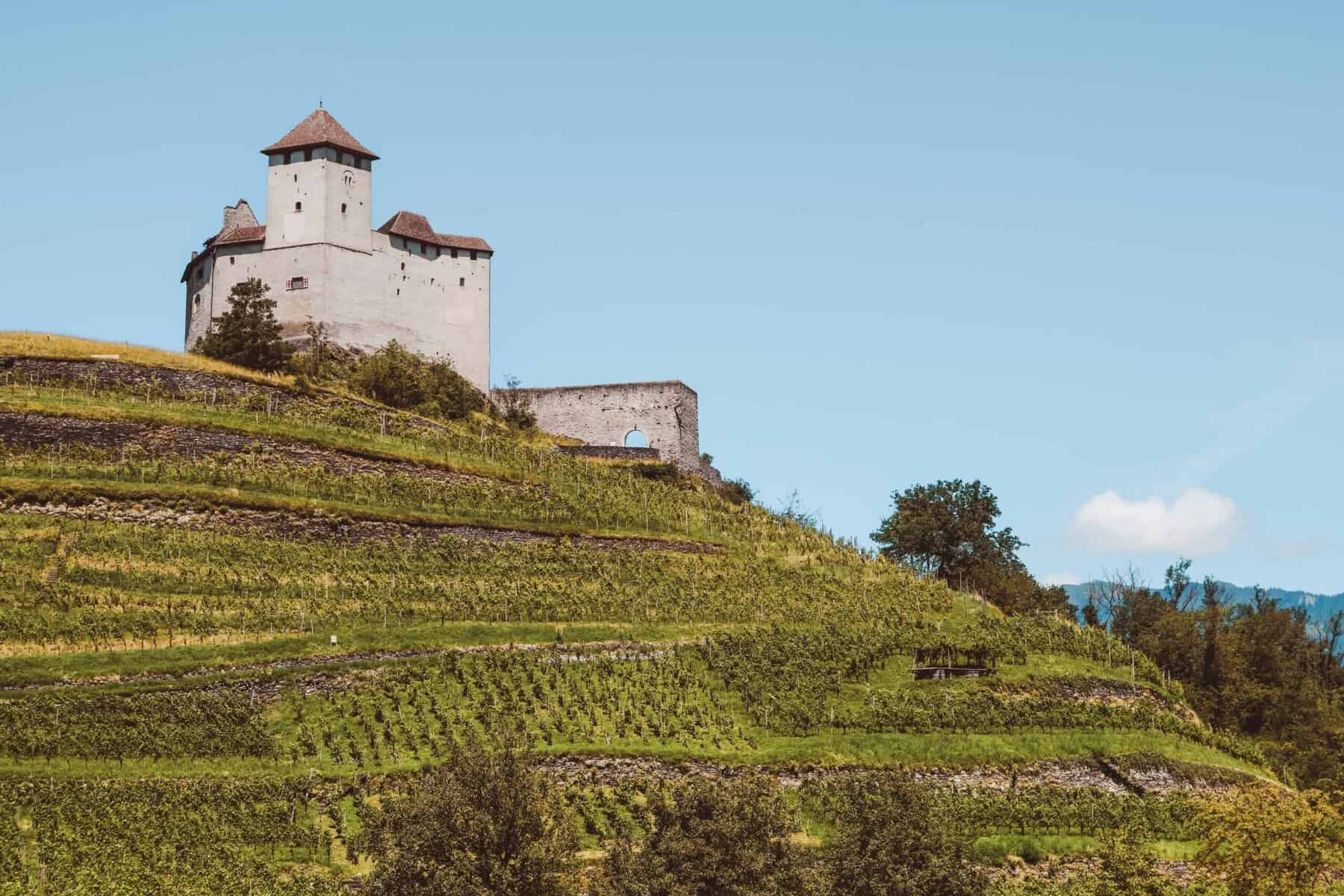 Ultimate 2-Week Europe Road Trip Itinerary: 6 Countries From The UK